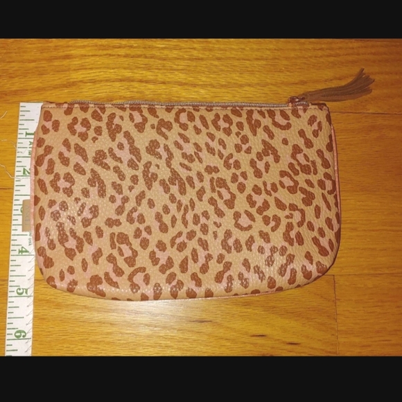 ipsy | Bags | 4 Leopard Animal Print Ipsy Makeup Pouch | Poshmark